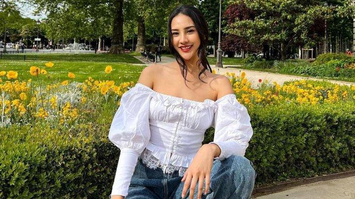 Pose Anya Geraldine Saat Main di Pantai Ramai Jadi Sorotan, Warganet: Jangan di Zoom ...