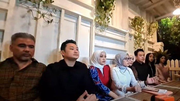 Rio Motret Bongkar Kejadian Finalis Miss Universe Difoto Tanpa Busana ...