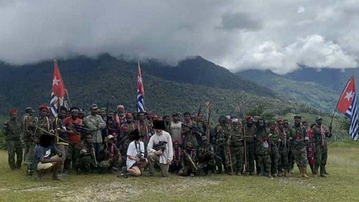 2 Jurnalis Asing Foto Bareng OPM, Jubir: Mendukung Perjuangan Bangsa ...