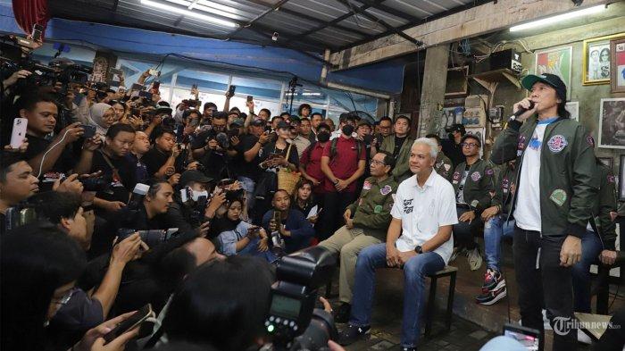 Slank Ciptakan Lagu dan Kasih Gagasan Revolusi Cinta untuk Ganjar ...