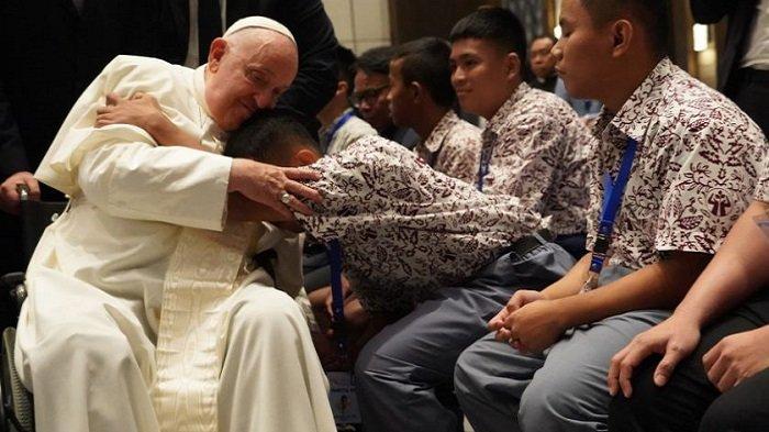 Paus Fransiskus, Tata Cara Lengkap Pemakaman dari Peti Mati Sederhana ...