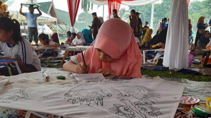 Carnaval Angso Duo, Ratusan Anak SD di Kota Jambi Ikut Lomba Membatik ...