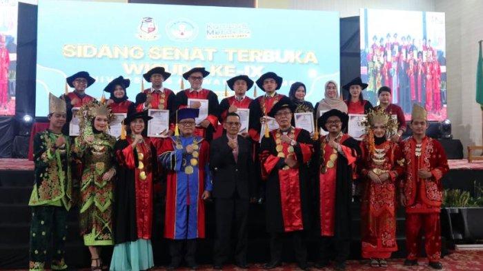 Universitas Adiwangsa Jambi Gelar Wisuda Sarjana dan Profesi ke IX ...