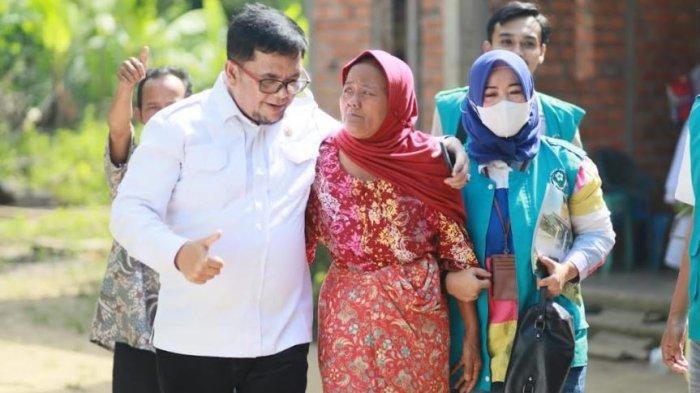 Ivan Wirata Bawa Pasien ODGJ Muarojambi Untuk Dapatkan Pelayanan ...