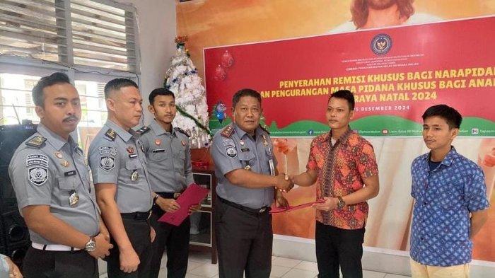 8 Warga Binaan Lapas Muara Bulian Terima Remisi Natal 2024 - Tribunjambi.com