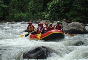Wisata Arum Jeram di Geopark Merangin Pacu Adrenalin - Tribunjambi.com