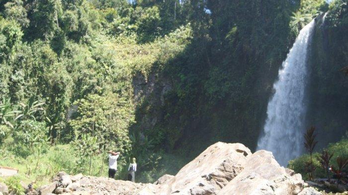 Melihat Keindahan Air Terjun Segerincing Geopark Merangin yang Miliki ...