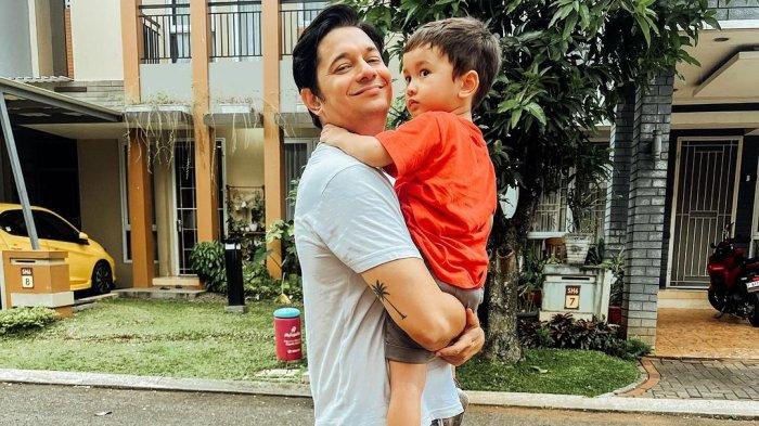 Alasan Tengku Dewi Izinkan Andrew Andika Bertemu Anak padahal dulu ...