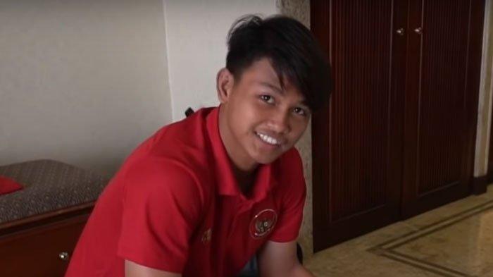 PROFIL dan Biodata Hokky Caraka Penyerang Haus Gol Kelahiran Gunung ...