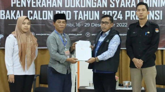 Hamid Serahkan 2.175 Dukungan Sebagai Bakal Calon Anggota DPD RI ke KPU Provinsi Jambi ...