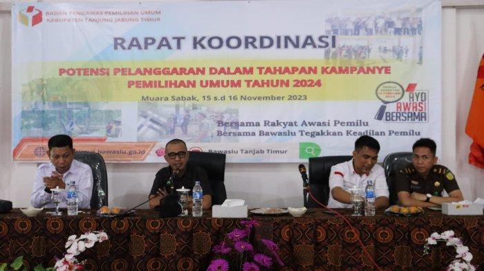 Potensi Pelanggaran Dalam Tahap Kampanye Pemilu 2024, Bawaslu Tanjab Timur Rakor Bersama ...