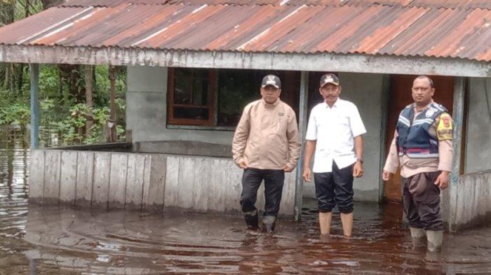 Curah Hujan Tinggi, Tiga Desa di Tanjabtim Kebanjiran - Tribunjambi.com