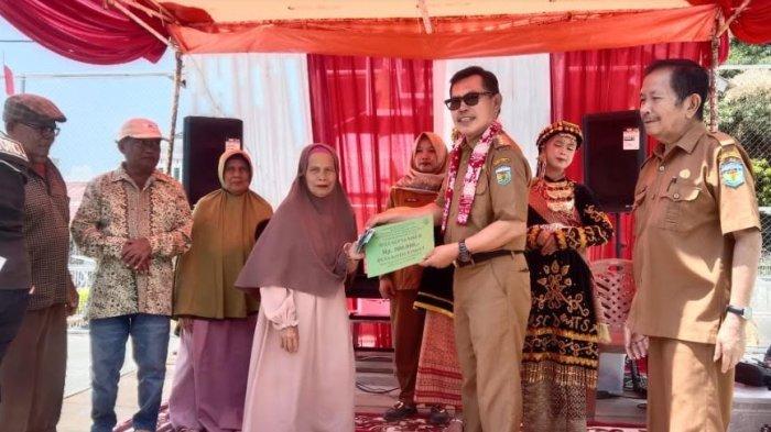 Wako Ahmadi Resmikan 15 Kolam Pembudidaya Lele Di Desa Koto Tinggi ...