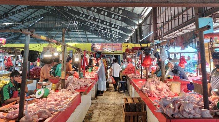 Hari Ini Daging Ayam Broiler di Pasar Tradisional Dalam Kota Jambi Turun Harga - Tribunjambi.com