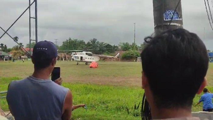 Dampak Cuaca Buruk, Helikopter Water Bombing BNPB Mendarat Darurat di Sengeti Muaro Jambi ...