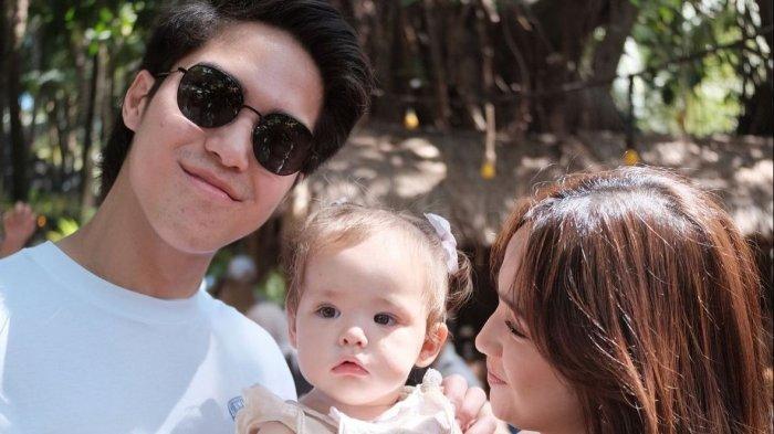 Syifa Hadju Perdana Unggah Foto Mesra dengan El Rumi sambil Gendong ...