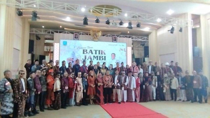 Peringati HUT RI, Pemkot Jambi Gelar Fashion Show - Tribunjambi.com