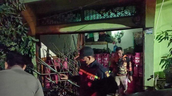 Tabung Gas Meledak di Kelurahan Selamat Bikin Kaget Warga, Satu Orang Dilarikan ke Rumah Sakit ...
