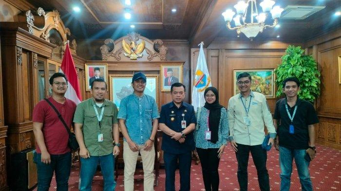 Gubernur Jambi Al Haris Akan Berikan Hadiah Motor di Acara Jalan Santai ... Gubernur Jambi Al Haris Akan Berikan Hadiah Motor di Acara Jalan Santai ...