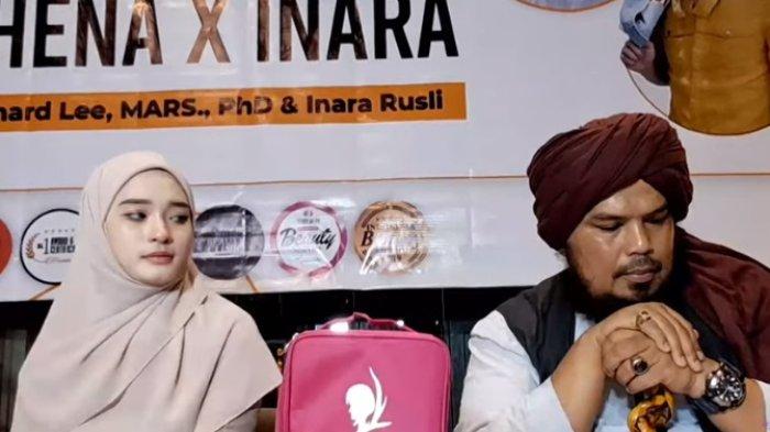 Tangisan Inara Rusli Sebelum Lepas Cadar, Datangi Istri Ustaz Derry Sulaiman Malam Hari ...