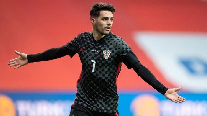 Josip Brekalo Tuntaskan Transfer dari Wolfsburg ke Fiorentina ...