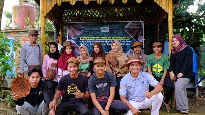 Masyarakat Muara Danau Jajaki Usaha Perhutanan Sosial dan Benahi Sawit ...