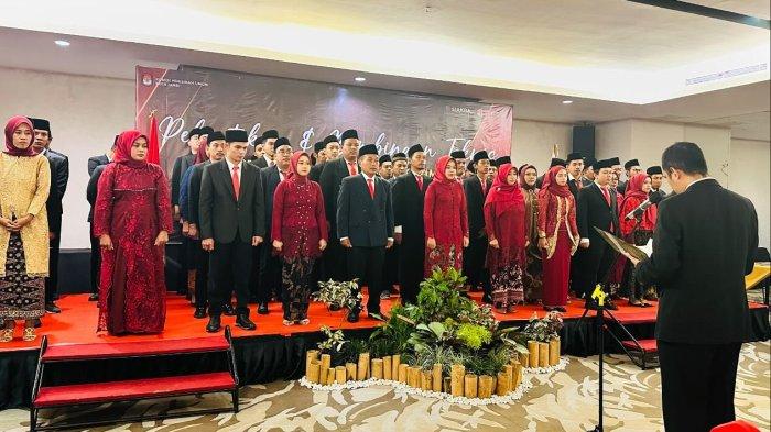 KPU Lantik 720 Anggota PPK untuk Pilkada 2024 Serentak di Jambi - Tribunjambi.com