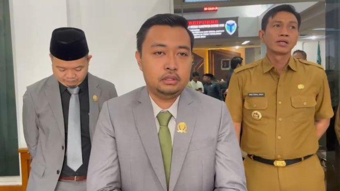 DPRD Kabupaten Batanghari Gelar Rapat Paripurna Pemberhentian dan Pengesahan Bupati Terpilih ...