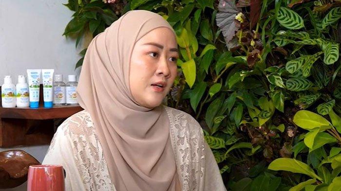 Kisah Fanny Kondoh, Hamil Setelah Suami Meninggal - Halaman all ...
