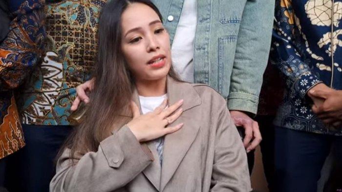 Lady Nayoan Merasa Lebih Tenang Pasca Rujuk dengan Rendy Kjaernett ...