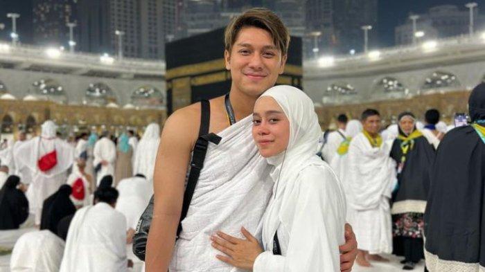 5 Potret Lesti Kejora Umroh Bareng Rizky Billar dan Baby L, sampai Nangis Sesegukan Didepan ...