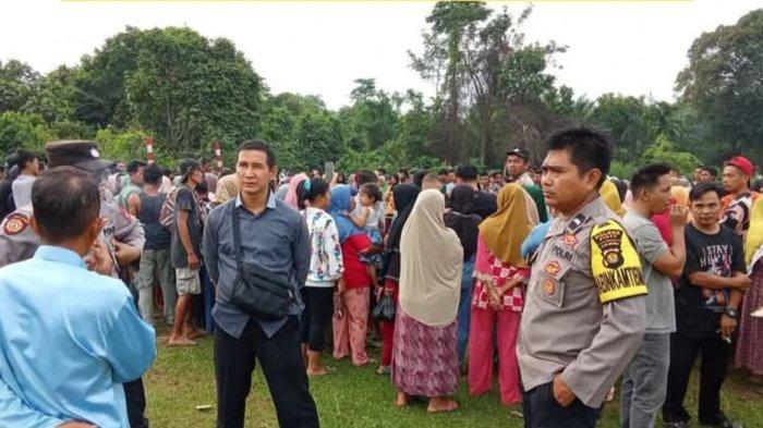 Viral Penemuan Mayat dengan Luka Sayatan di Leher di Lapangan Dusun ...