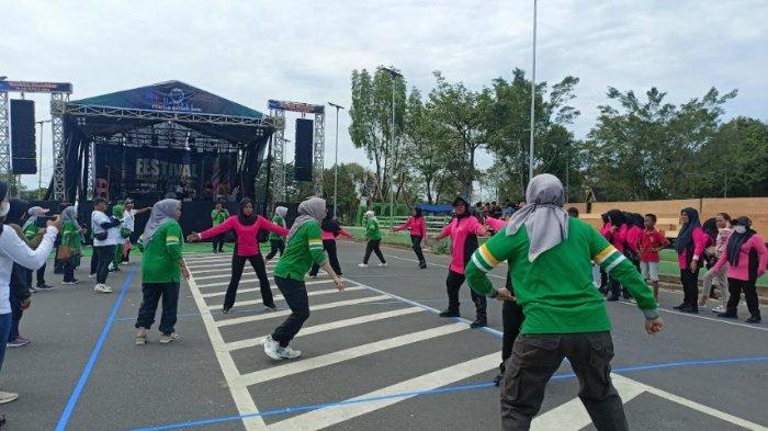 Meriahkan HUT Batanghari ke-76 Tahun, Ratusan Masyarakat Ikut Lomba ...