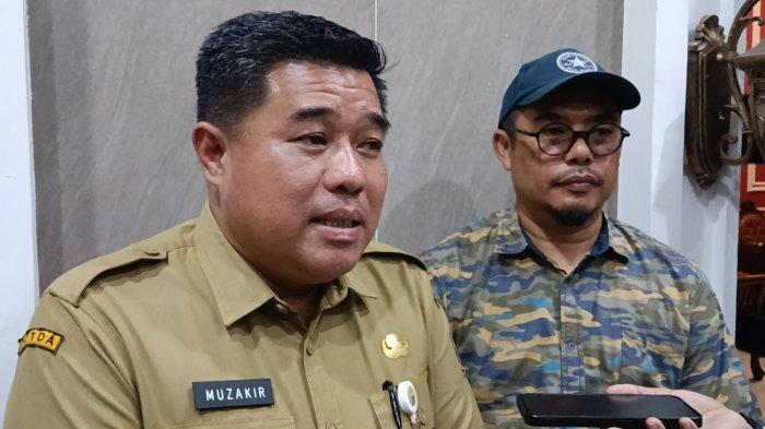 Demo Sopir Batubara Berujung Ricuh, Kerusakan Kantor Gubernur Jambi ... Demo Sopir Batubara Berujung Ricuh, Kerusakan Kantor Gubernur Jambi ...