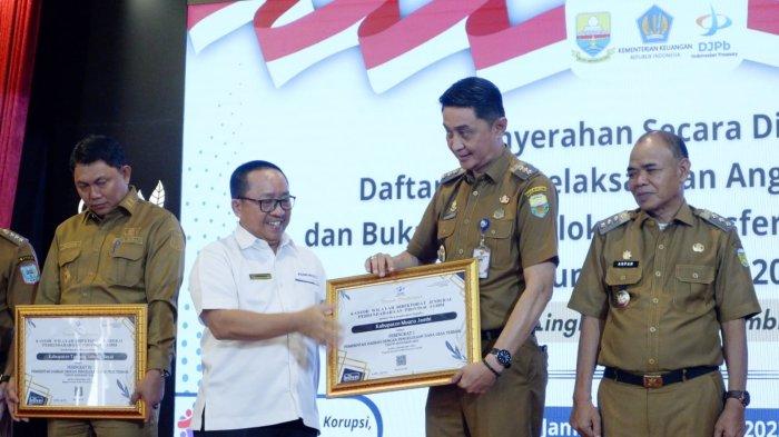 Pemkab Muaro Jambi Raih Peringkat Pertama dari Dirjen Perbendaharaan - Tribunjambi.com