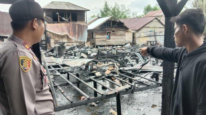 Kebakaran di Tanjabtim, Tiga Rumah Terbakar di Mendahara Api Diduga Berasal dari Rumah Kosong ...