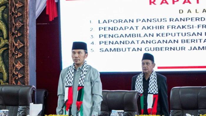 Pimpinan dan Anggota DPRD Provinsi Jambi Kompak Gunakan Syal Palestina Saat Rapat Paripurna ...