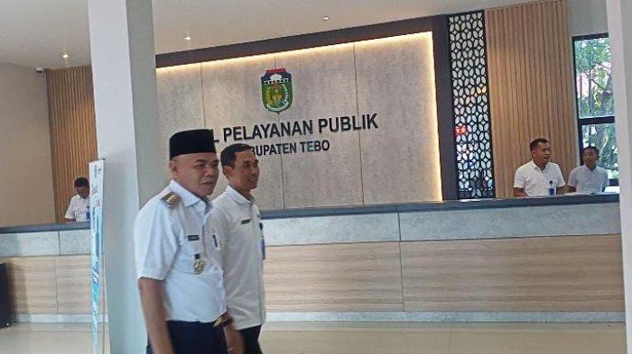 Hari Pertama Masuk Kerja, Pj Bupati Tebo Sidak ke Beberapa Tempat - Tribunjambi.com