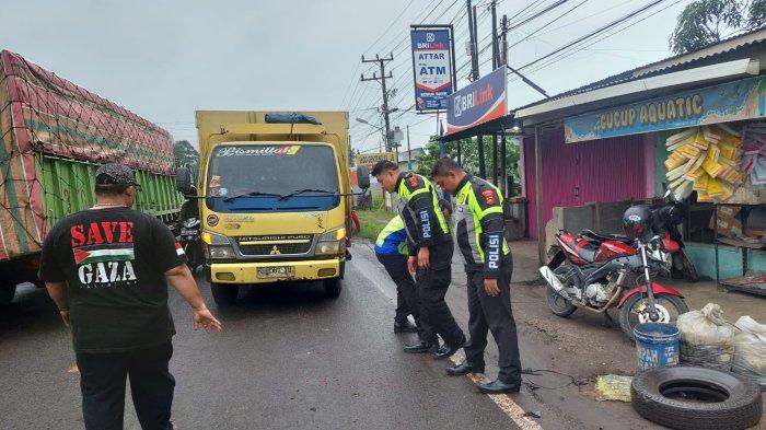 Truk Batubara Terlibat Kecelakaan Beruntun di Lingkar Selatan, Pengendara Sepeda Motor Masuk ...