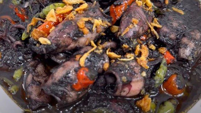 Resep Cumi Hitam Pedas, Menu Lezat untuk Makan Siang dan Bekal Anak ...
