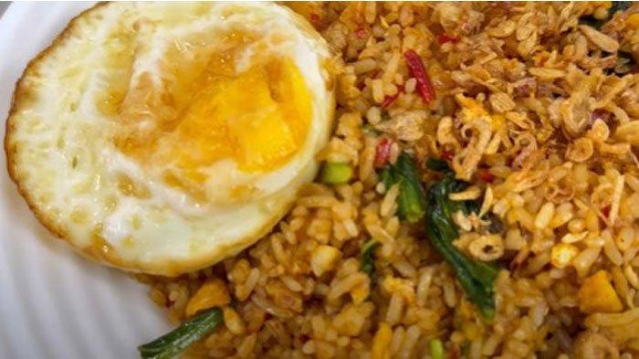 Resep Nasi Goreng Jawa, Tumis Bumbu hingga Benar-benar Matang - Tribunjambi.com