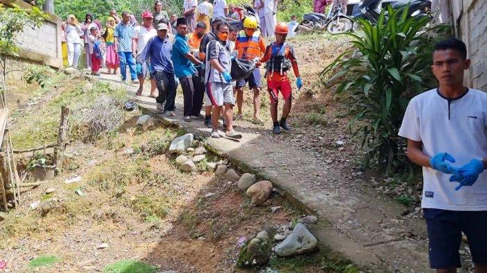 Tenggelam di Sungai Batang Tabir Merangin, Riki Ditemukan Meninggal ...