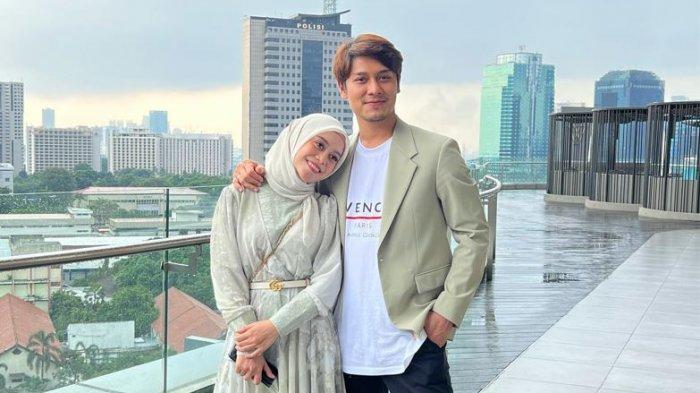 Tubuh Rizky Billar Disorot Saat Pose Mesra dengan Lesti Kejora di Paris, Netizen: Ngeri Banget ...