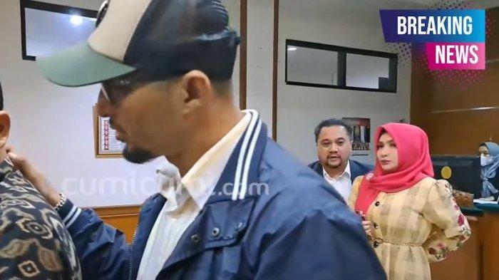 Resmi Bercerai dari Andre Irawan, Roro Fitria Tersenyum Dapatkan Hak ...