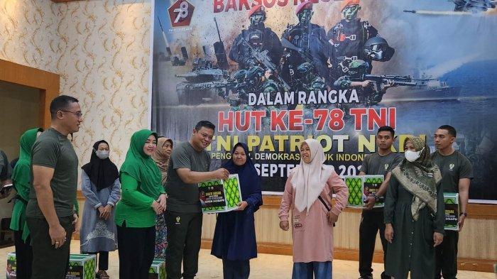 Sambut HUT TNI ke-78, Korem 042/Gapu Gelar Senam dan Bakti Sosial - Tribunjambi.com