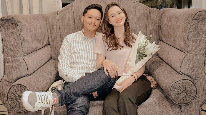 Kini telah Dilamar, Sarah Menzel Akui Azriel Hermansyah Pacar ...