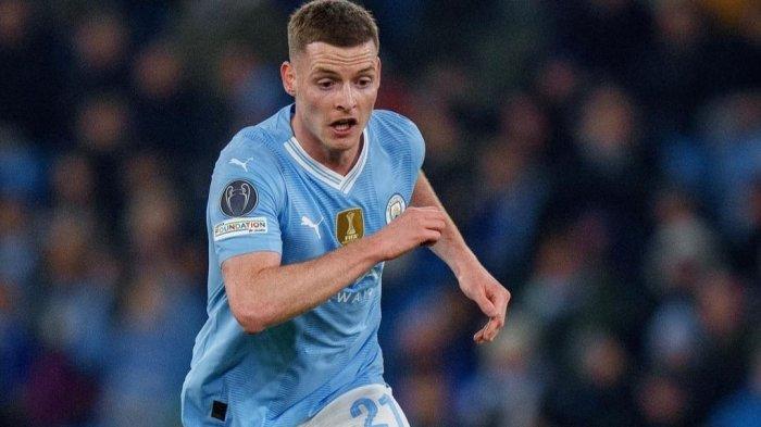 AS Roma Menyelidiki Fullback Manchester City Sergio Gomez yang Kurang ...