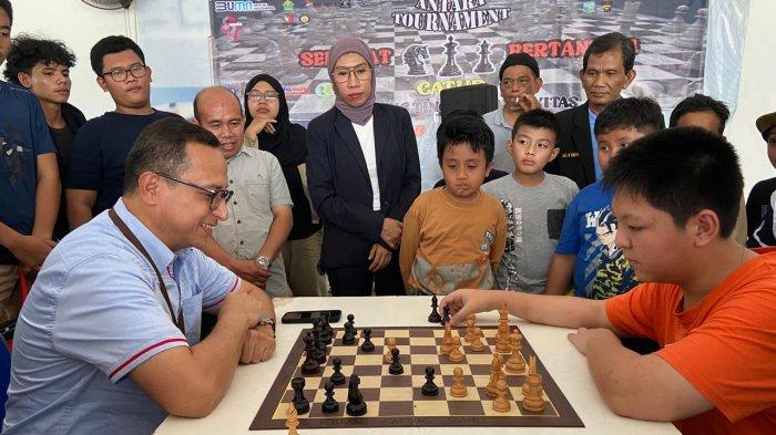 Turnamen Catur HUT ke-87 LKBN ANTARA Jambi Resmi Dibuka - Tribunjambi.com