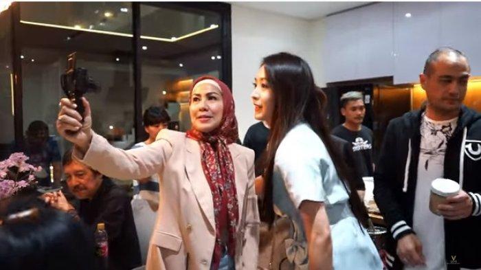 Reaksi Venna Melinda Ketika Natasha Wilona Datang ke Syukuran Rumah Baru Verrell Bramasta ...