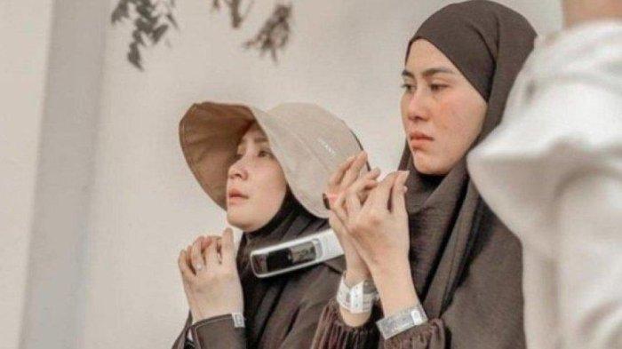 Viral AC Leher Milik Nagita Slavina Saat Ibadah Haji. Istri Raffi Ahmad Rela Beli Seharga AC ...